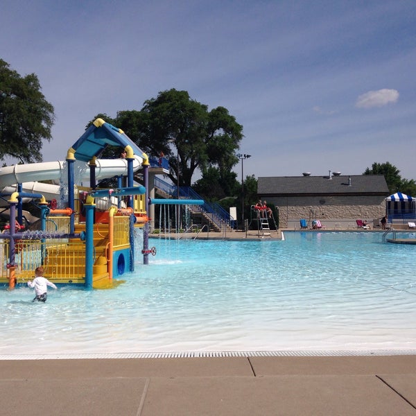 Forest Park Aquatic Center (Now Closed) - 4 tips