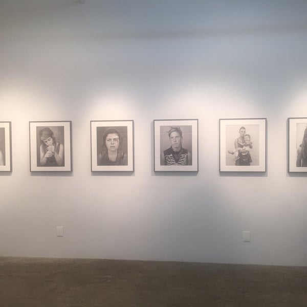 Daniel Cooney Fine Art - Art Gallery in Chelsea