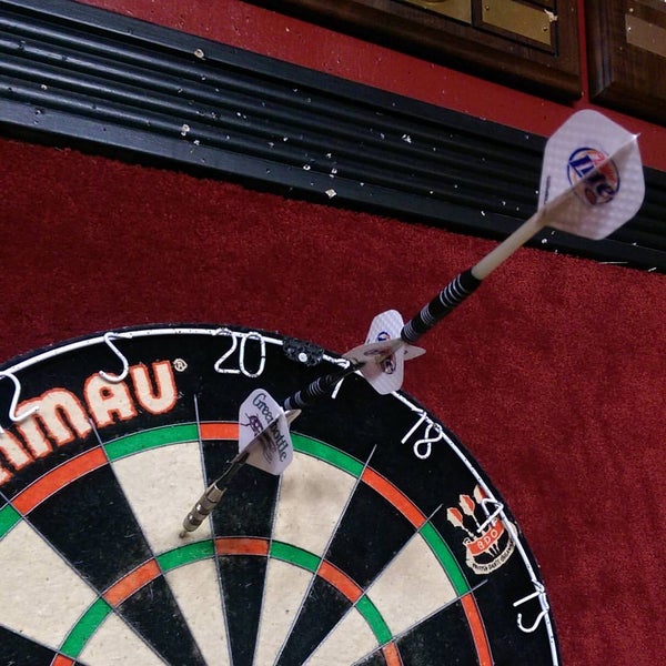 5 Best Dart Bars in Chicago