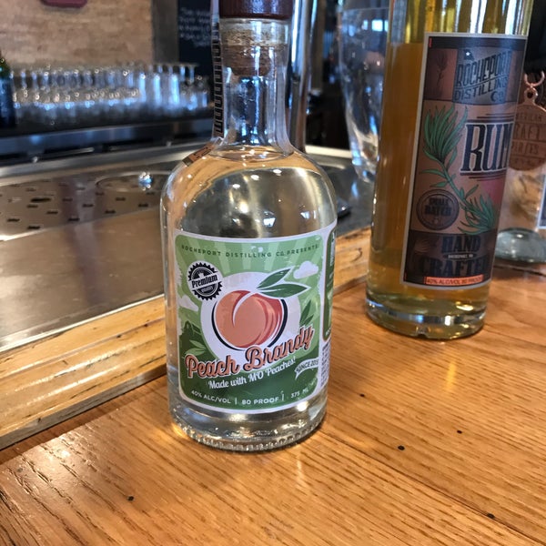 Les Bourgeois Tasting Room - 4 tips from 273 visitors