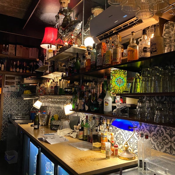 Babylon Bar - 1 visitor