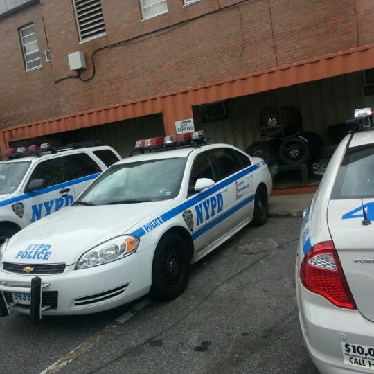 NYPD - 75th Precinct - Police Station in Brooklyn