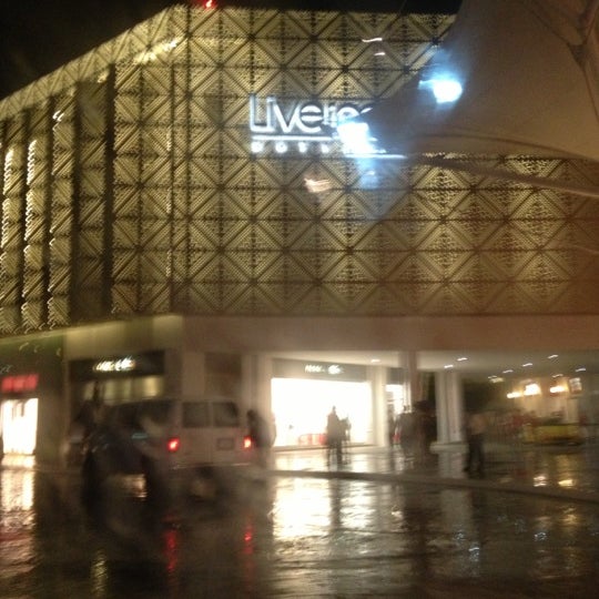 Liverpool - Department Store in Cancún