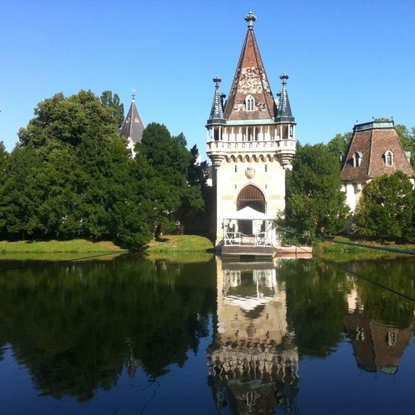 Laxenburg - City