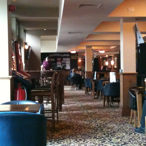 The William Aylmer (Wetherspoon) - Pub