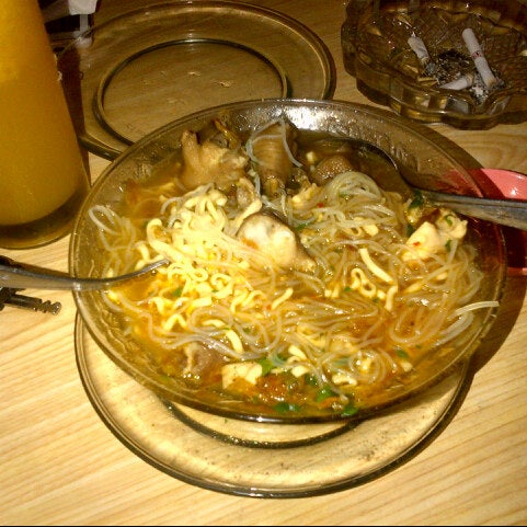 mie sop bacok - Brandon Randall