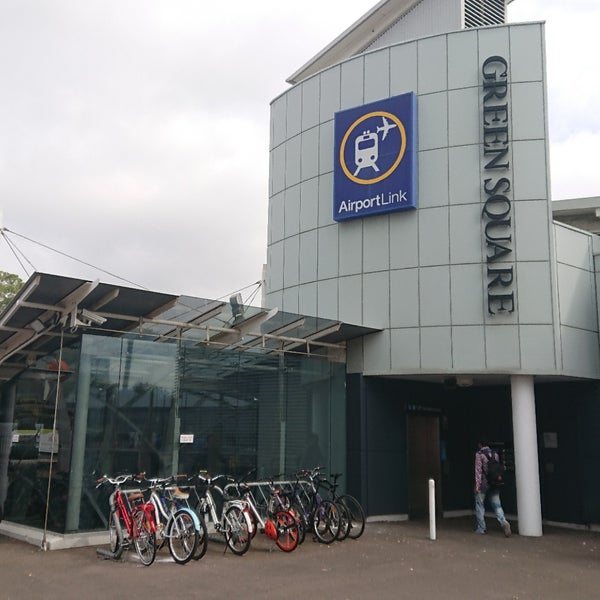 Photos at Green Square Station - 16 tips