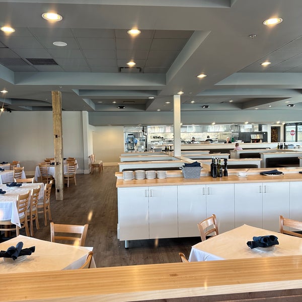 Leo’s Italian Social - Italian Restaurant