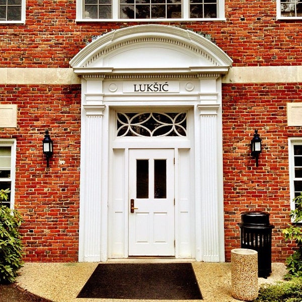 Lukšić Hall - 2 tips