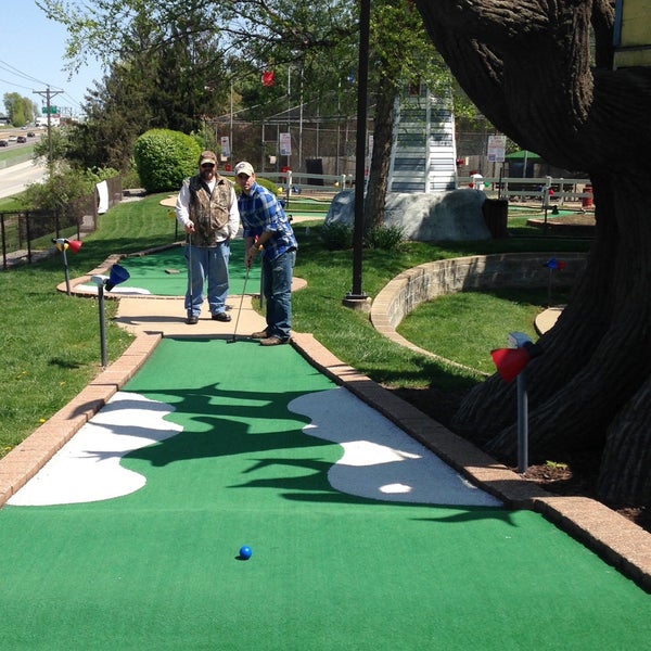 Swing A Round Fun Town - Saint Charles - St. Charles, MO