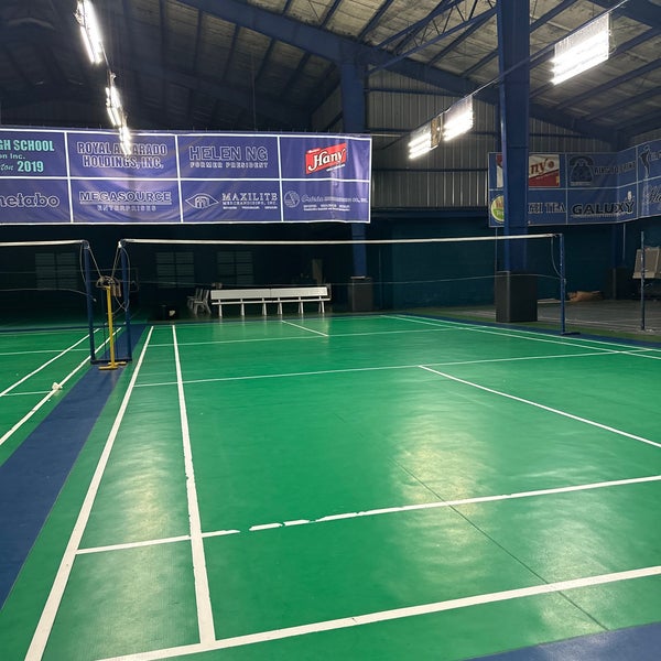 Araneta Village Badminton Court - Badminton Court in Potrero