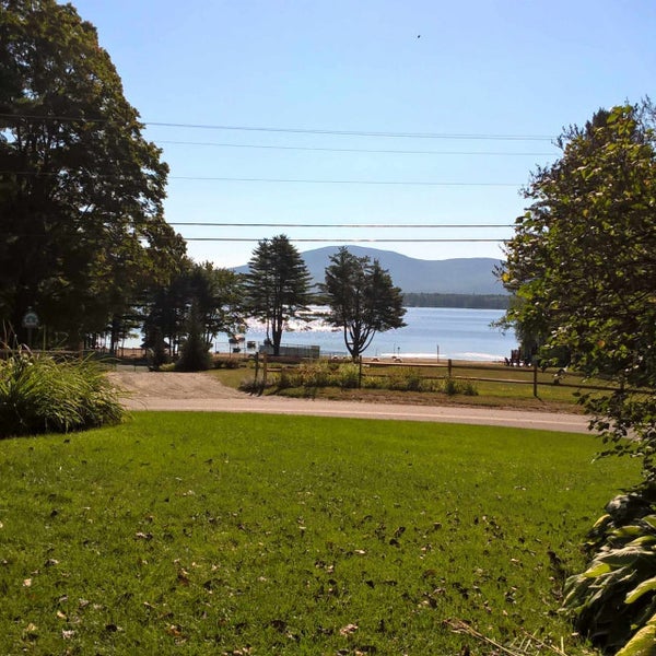 The Inn at Pleasant Lake (Restaurant) - Hotel in New London