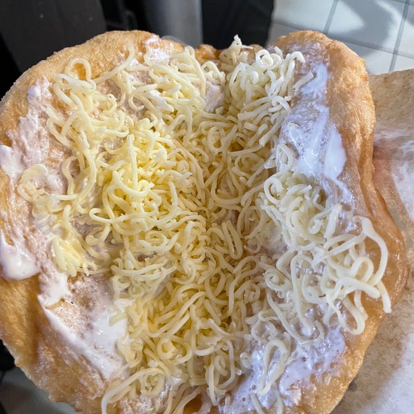 Lángos - Eastern European Restaurant in Központi Vásárcsarnok