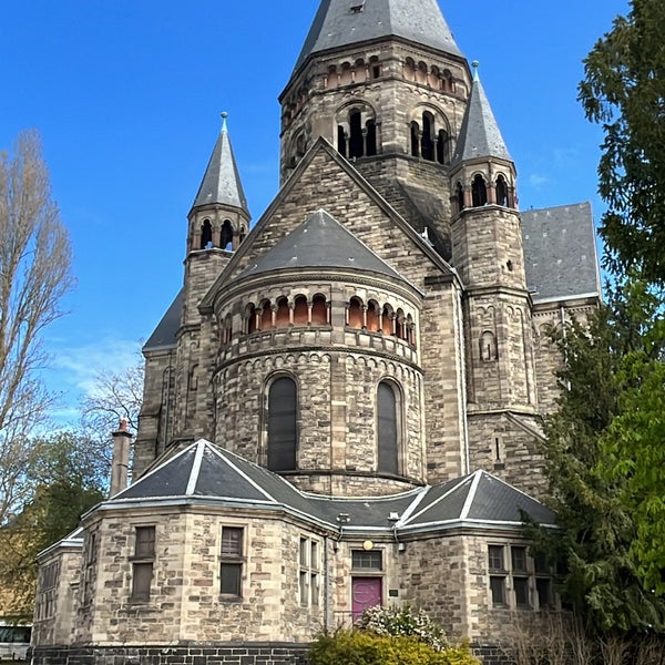 Temple Neuf - Place de la Comédie