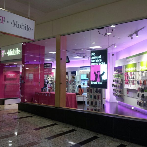 T-Mobile - Mobile Phone Store in North Redondo Beach