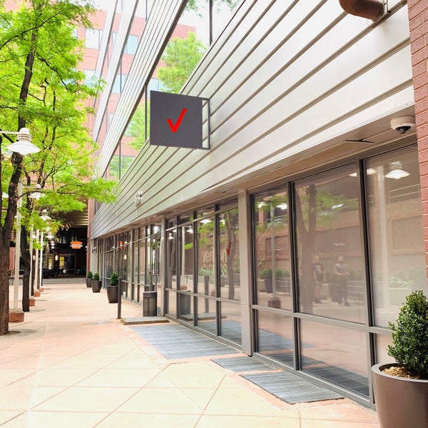 Verizon - Cherry Creek - 5 tips from 222 visitors