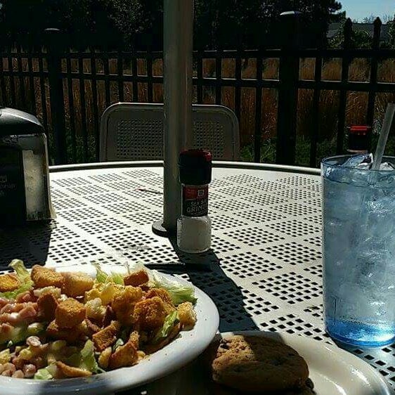 GGC Dining Hall - College Cafeteria