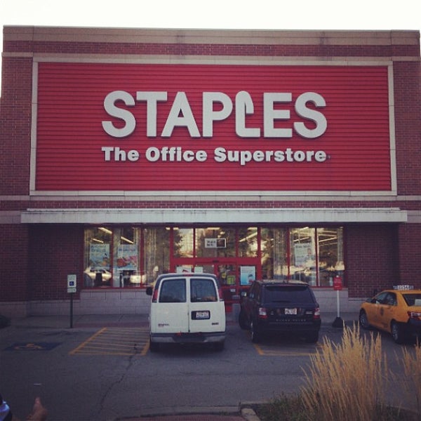 Staples - South Loop - 1130 South Canal Street