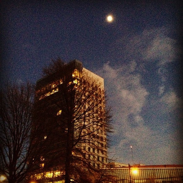 Burstein Hall - College Residence Hall in Boston