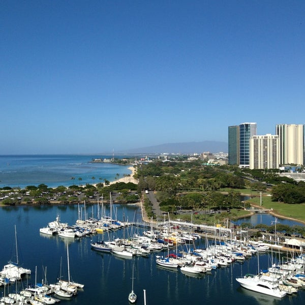 Hawaii Prince Hotel Waikiki and Golf Club - Hotel in Honolulu