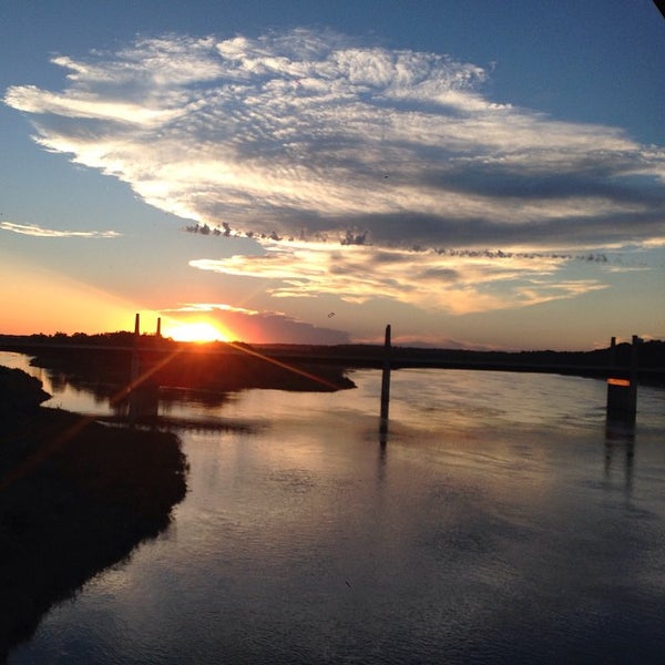 Meridian Bridge - Bridge in Yankton