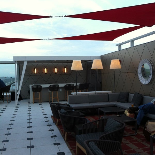 Delta SkyClub & SkyDeck - Jamaica - Queens, NY
