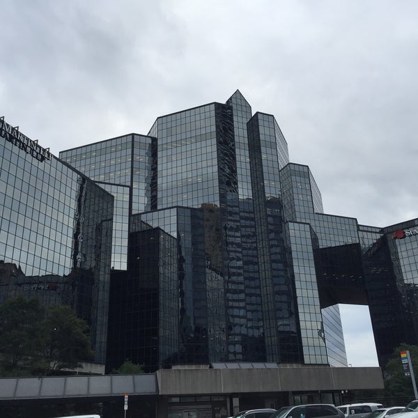 Atlanta Financial Center - Office in Buckhead