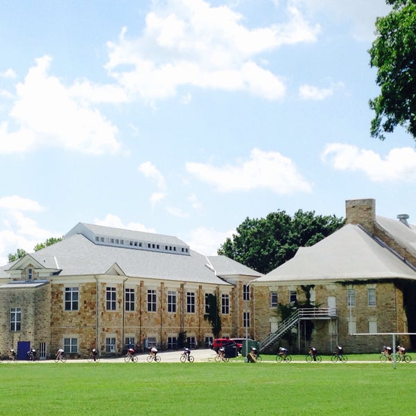 Haskell Indian Nations University - 4 tips from 332 visitors