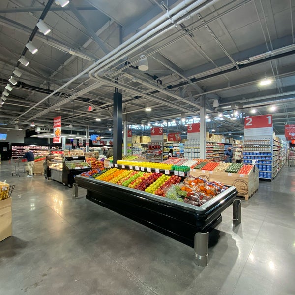 Gordons Food Store - Grocery Store in Downtown Chattanooga