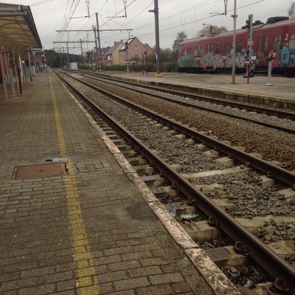 Station Puurs - Stationstraat 27