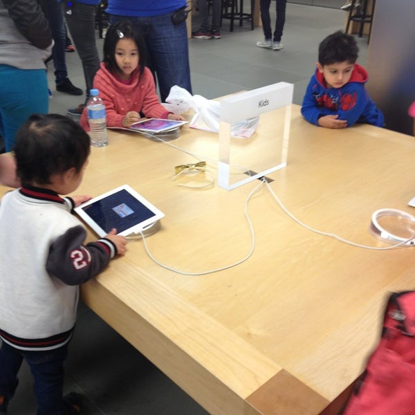 Photos at Apple Doncaster - Electronics Store