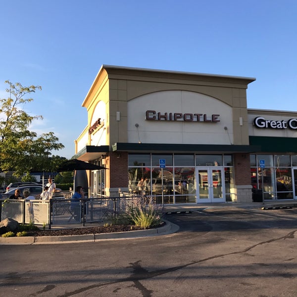 Chipotle Mexican Grill - 3726 National Rd E