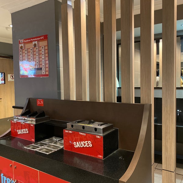 KFC - Batu Lanchang - The Gallery