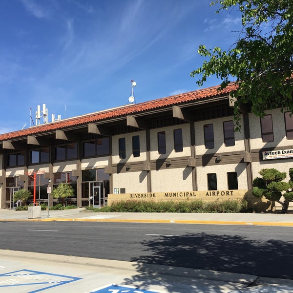 Riverside Municipal Airport - 6 tips