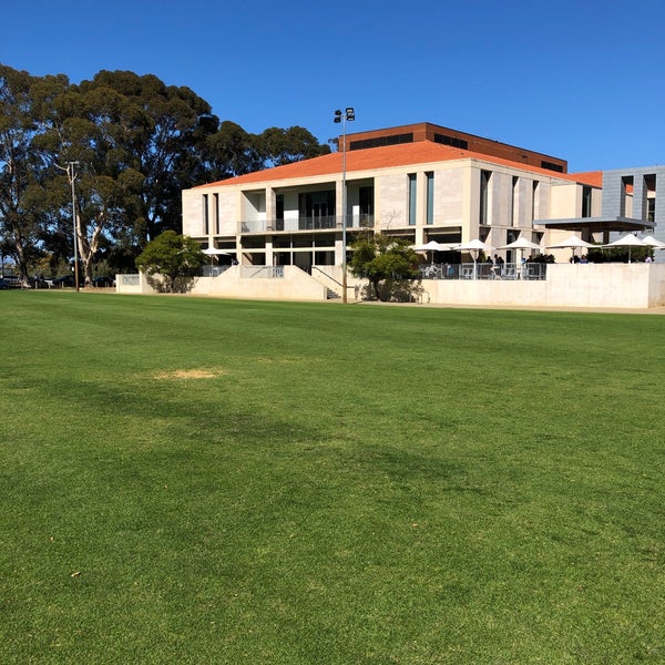 The University Club - 8 tips from 344 visitors