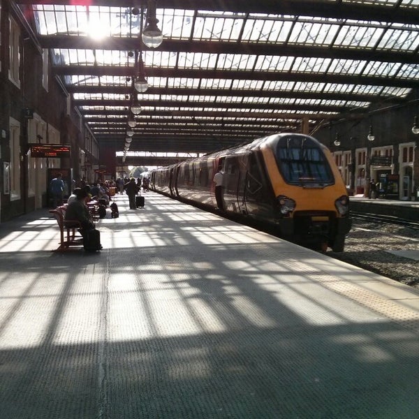 Stoke-on-Trent Railway Station (SOT) - 54 tips