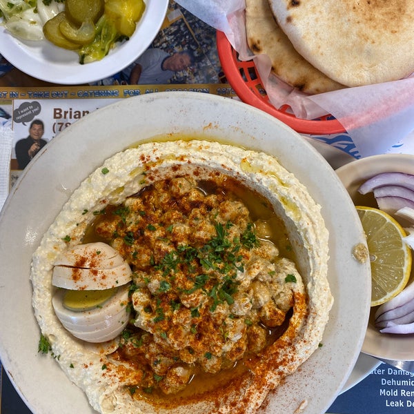 Etzel Itzik - Eastern European Restaurant