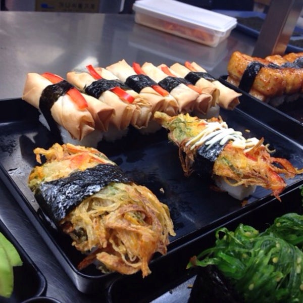 Bongo Cafe - Sushi Restaurant