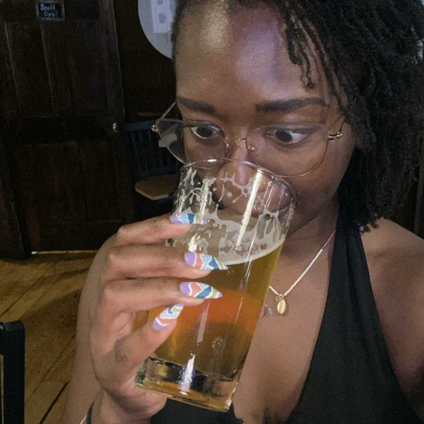 Gas Lamp Grille - American Restaurant in Newport