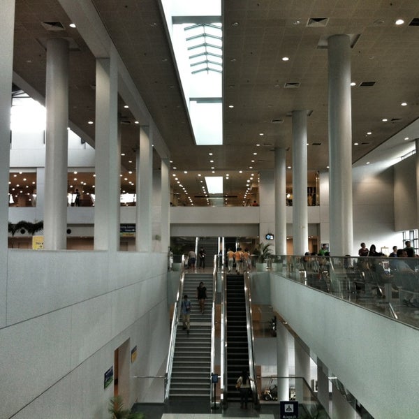 Photos at Ninoy Aquino International Airport (MNL) Terminal 3 - Airport ...