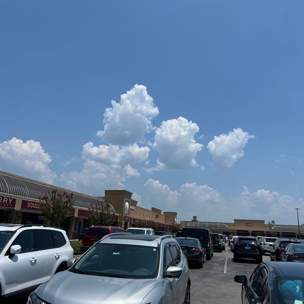 Silver Sands Premium Outlets - 48 tips from 7590 visitors