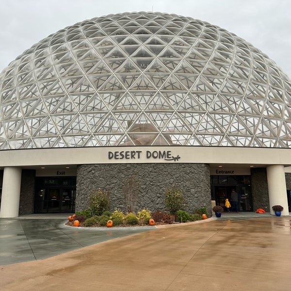 Henry Doorly Zoo Desert Dome
