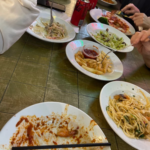 The Italian Bowl - Newtown, NSW