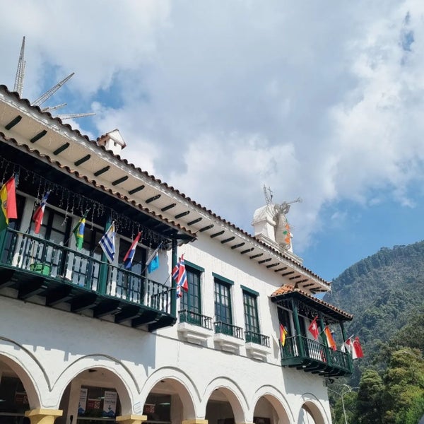 Monserrate - Scenic Lookout