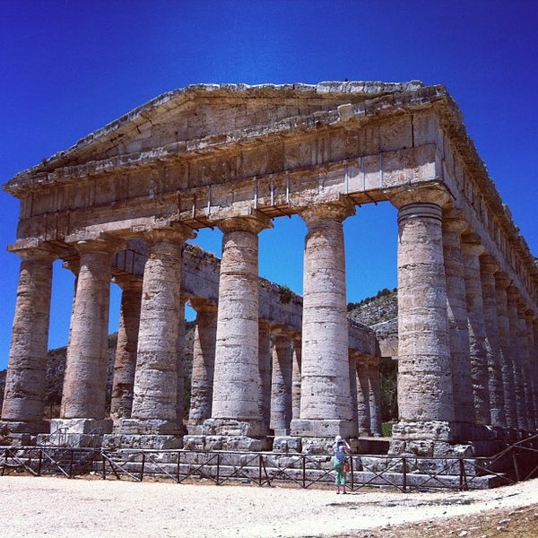 SEGESTE Greek TEMPLE HIGHWAY View - 14 visitors