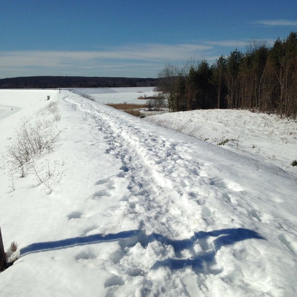 Windham Airport (IJD) - Airport in Willimantic