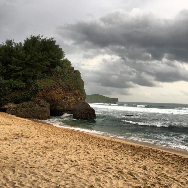 Slili Beach - 1 tip from 41 visitors