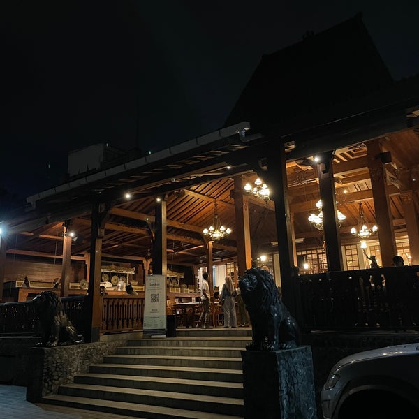 Koenokoeni Cafe & Gallery - Semarang, Jawa Tengah