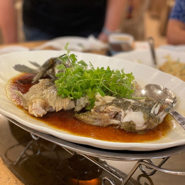 Starview Restaurant (仙景樓飯店) - 2832,2833,2834 Jalan Baru