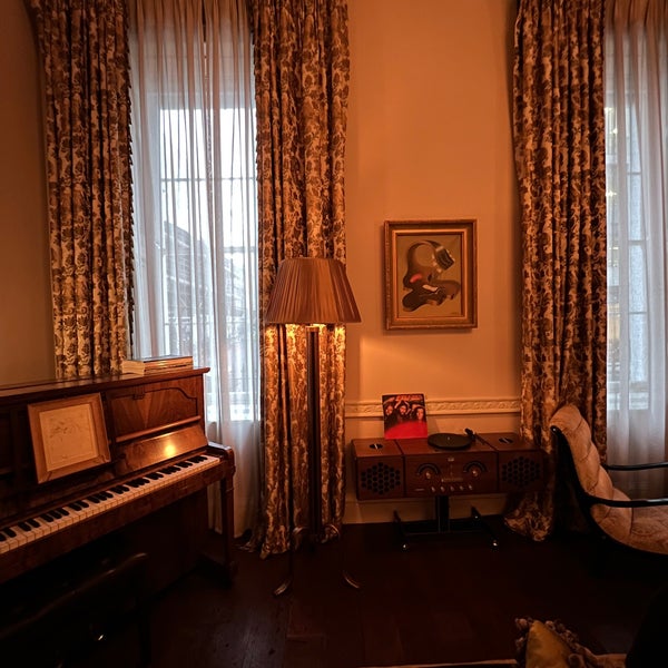 Maison Estelle - Social Club in Mayfair